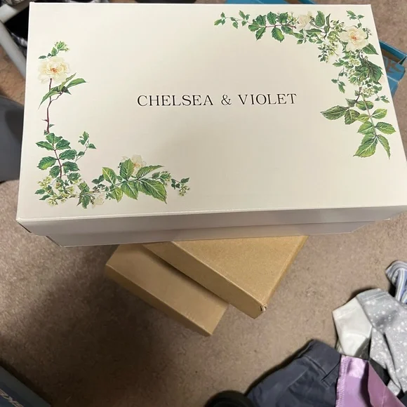 Chelsea & Violet | Shoes | Chelsea Violet Stella Sand Gold | Poshmark